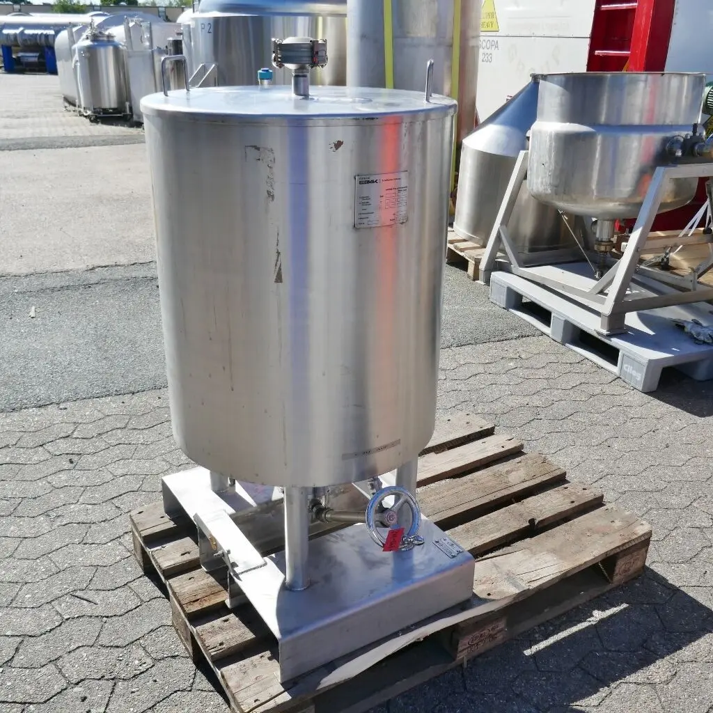 106 liter heat-/coolable tank, Aisi 316 with insulation