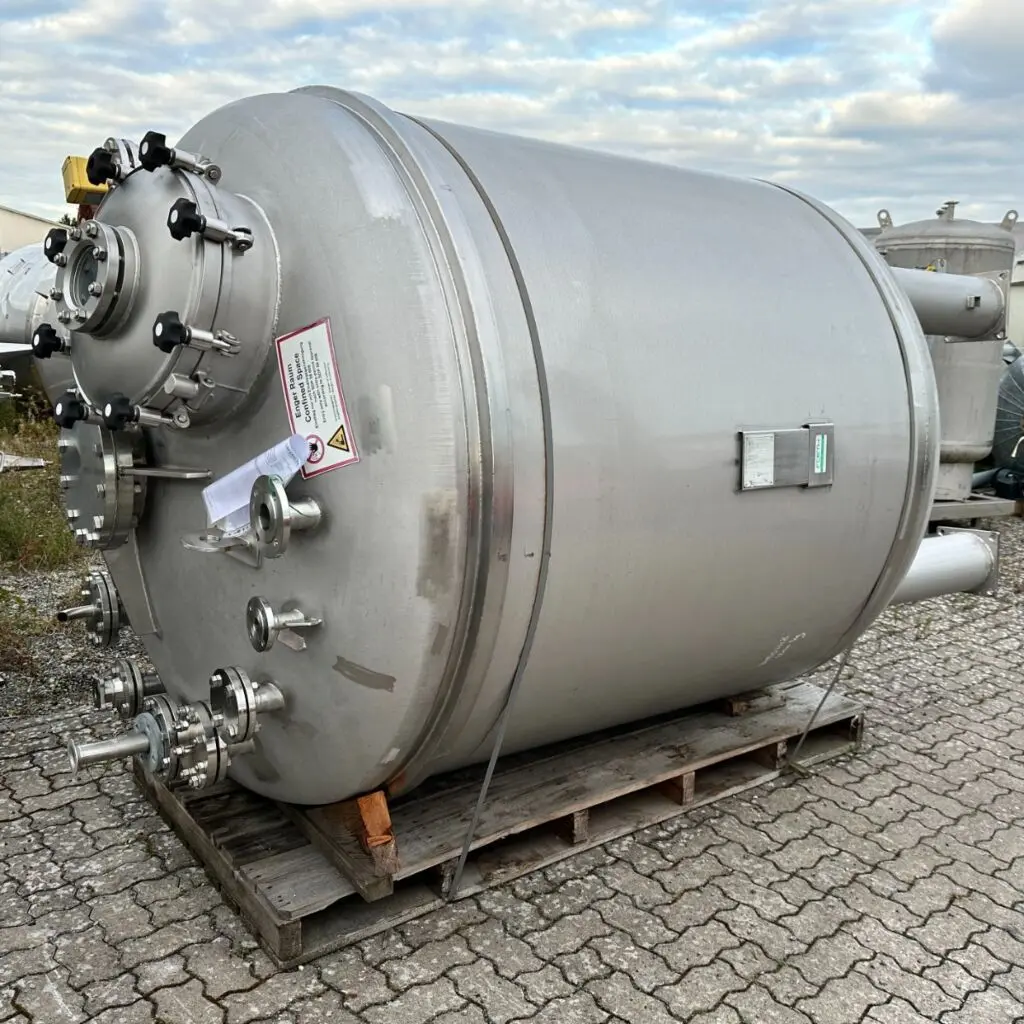 5380 Liter stehender Vakuum Drucktank aus V4A