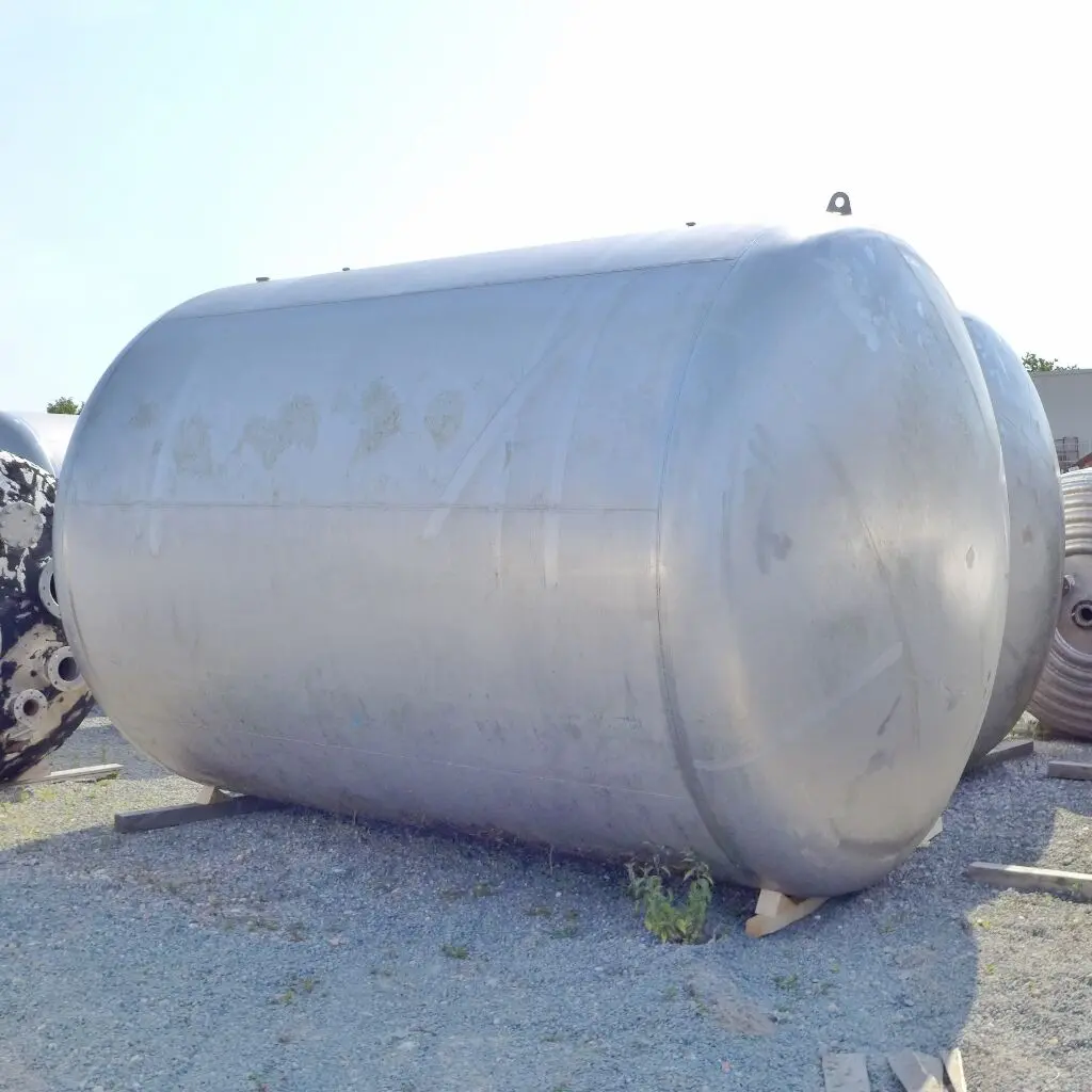 30000 liter horizontal storage tank on 2 saddles