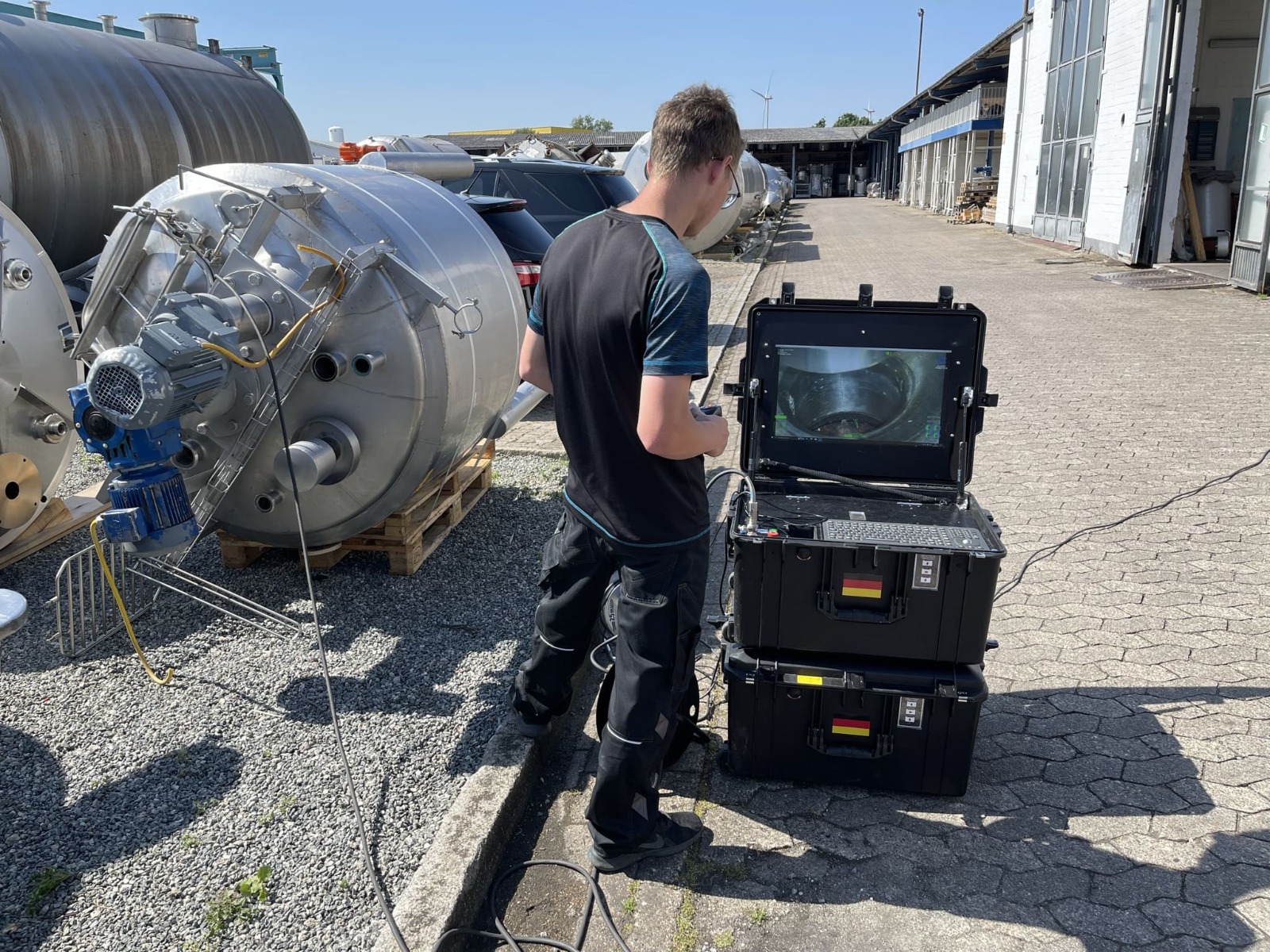 Workshop on inspection robots for surface reports of tanks & vessels